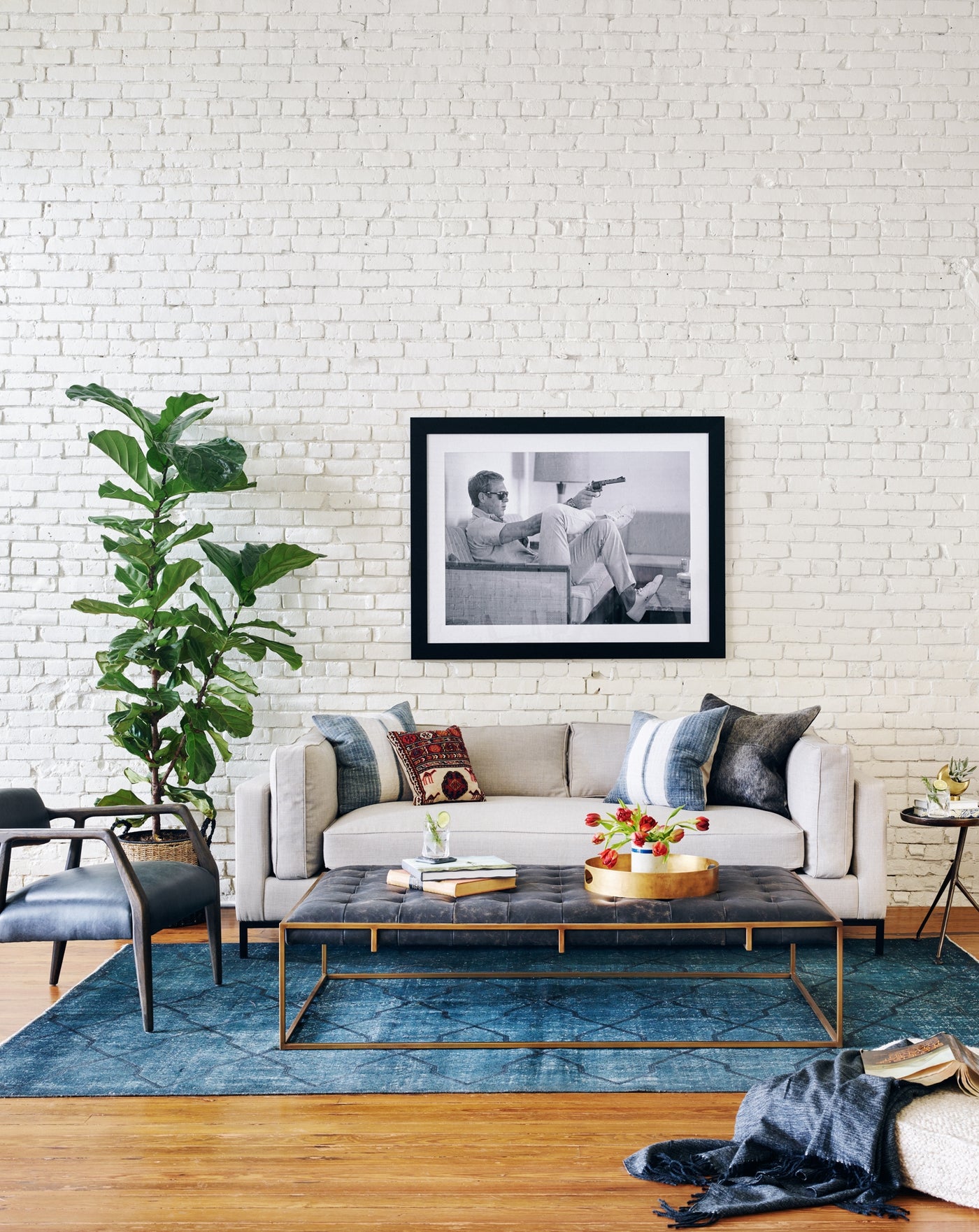 Schmidt Accent Table HOWSE